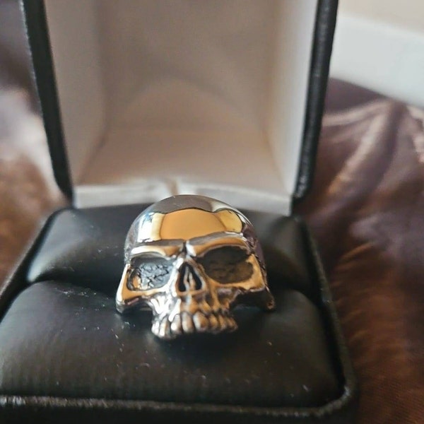 Sterling Silver Mean Skull Ring - Etsy
