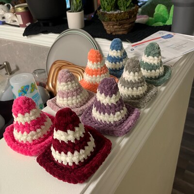 NO SEW Traffic Cone Amigurumi Crochet Pattern, Playset, Stacking Toy ...