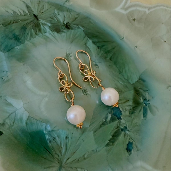 11-12mm A-AA Large Round Freshwater Pearls off Round Potato Pearl Ivory ...