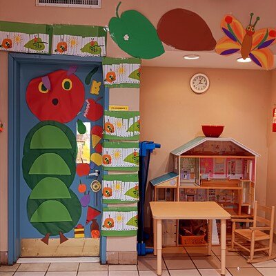 Learn and Grow Caterpillar Theme Bulletin Board Kit Door Classroom ...