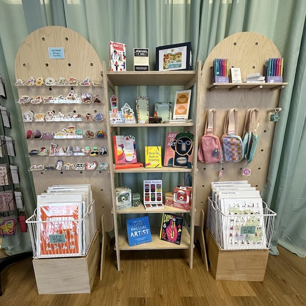 Flat Packed Plywood Bookshelf Display for Retail Popup Trade Shows and ...
