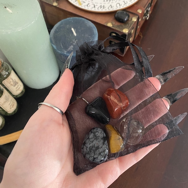 PROTECTION Crystals Set | Crystals and Stones for Protection ...