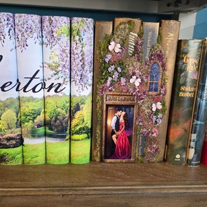 Custom Single Book Bookshelf Insert Samples/one Antiqued and Distressed ...