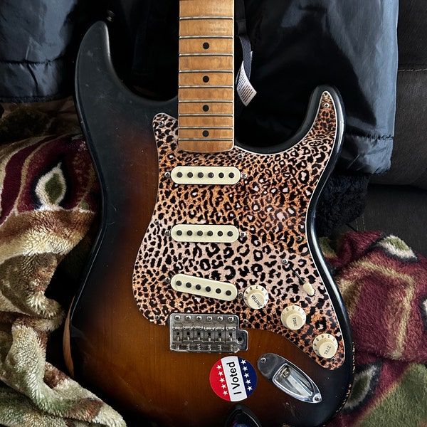 Custom Graphical Pickguard to Fit Fender Strat Stratocaster Leopard ...