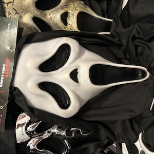 Scary Movie Ghostface Scream Ghost Face Wassup Mask - Etsy