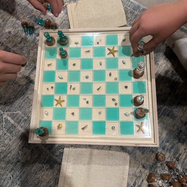 Beach Chess Set With Natural Wooden Storage, Ocean Beach Themed Resin ...