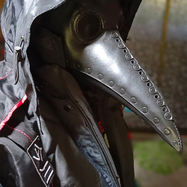Schnabel Plague Doctor Mask in Leather - Etsy