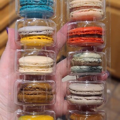 Macaron Box Assorted Flavors 10 Macaron Cookies Gift Box Macaroons ...