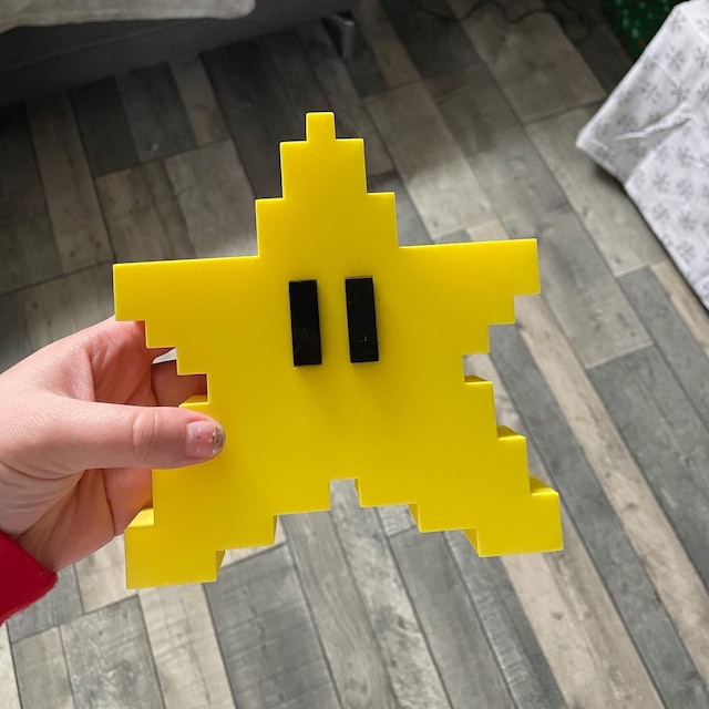 Mario Star 8 Bit
