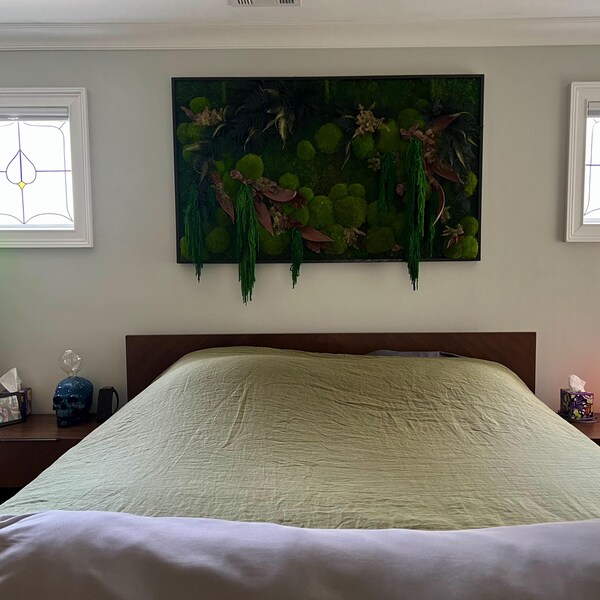 Lovely Green Wall Art Preserved Moss Artwork With LED Lights Moss LED ...