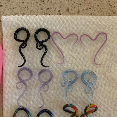 1 Pair 2 Pieces Solid Pink Pinchers Spirals Glass - Etsy