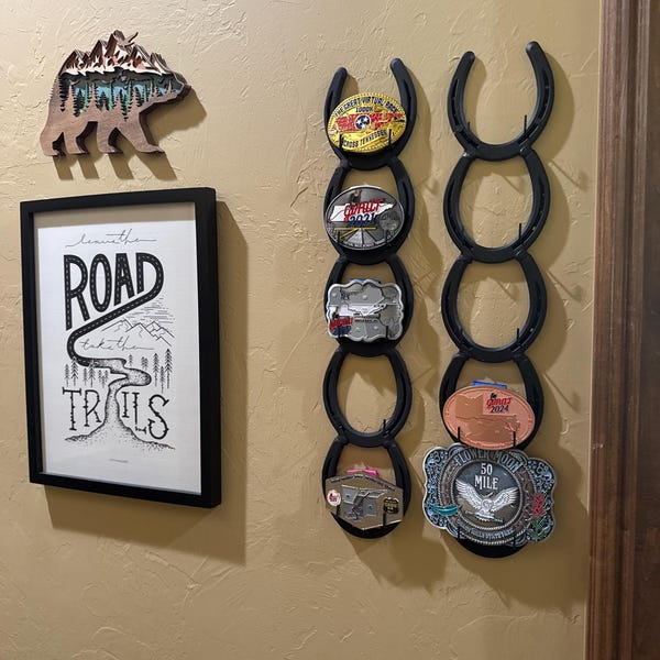 Vertical Belt Buckle Display 3-10 Buckles - Etsy