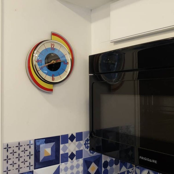 Mid Century Modern Wall Clock - Atomic, Jetsons, Retro Style for Home ...