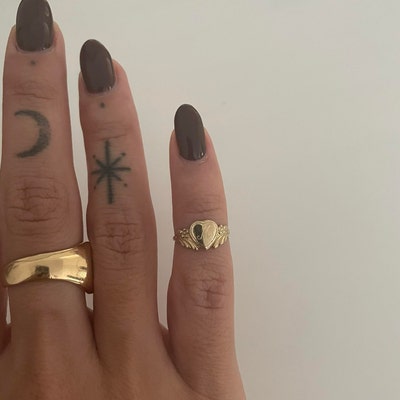 Sale Estate 10k Yellow Gold Monogram Cursive M Capital Heart Initial ...