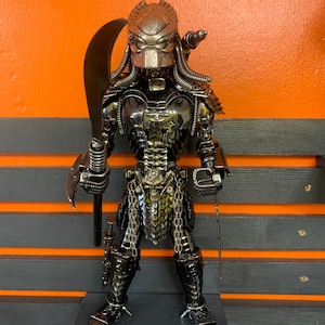 Predator Life Size Alien Vs Predator Handmade Recycled Metal Art ...
