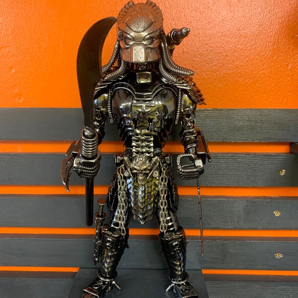 Predator Life Size Alien Vs Predator Handmade Recycled Metal Art ...