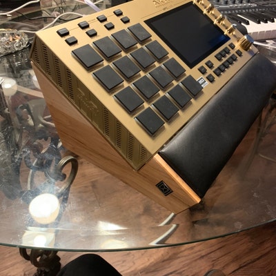 AKAI MPC LIVE 2 Custom Stand - Etsy