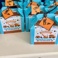 RETRO PIZZA BOX Personalised 7 Party Box. Small Pizza. Wedding Graze ...