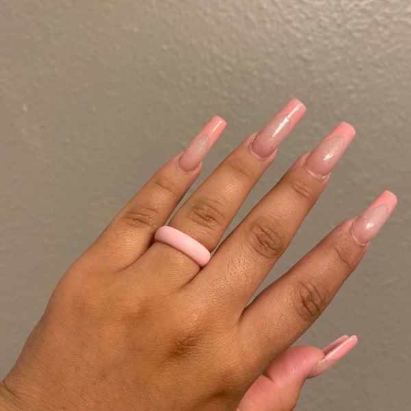 AERA Silicone Wedding Band: Hypoallergenic Active Ring for Him & Her ...