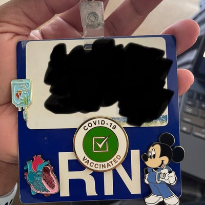 IV Aquarium Pin Nursing/ Medical/ Physician Assistant/ Fish Pin ...