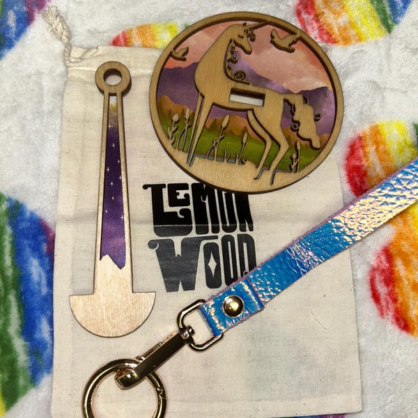 Honeybee Lemonwood Mini-minder (pat. Pend.): Portable Wrist Yarn Holder - Etsy