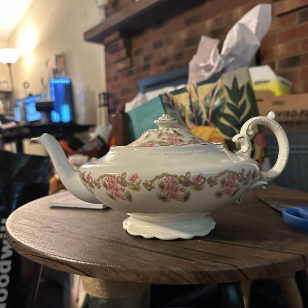 Broken Completely Mismatched Tea Cups and Saucers- Vintage Tea Cups ...