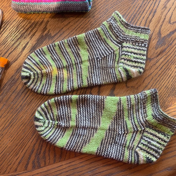 Easy Basic Shorty Sock Knitting Pattern Set - Etsy