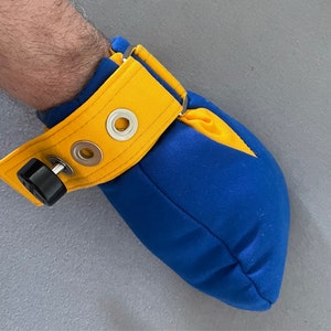 Crawling Habit Training Restraining Booties With Spikes and Segufix ...