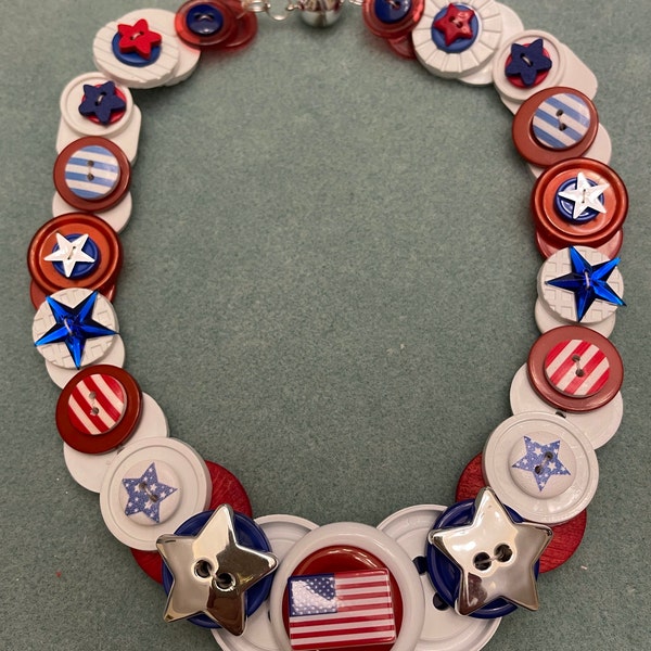 100 or 200 Red, White and Blue Assorted Buttons Patriotic Buttons July ...