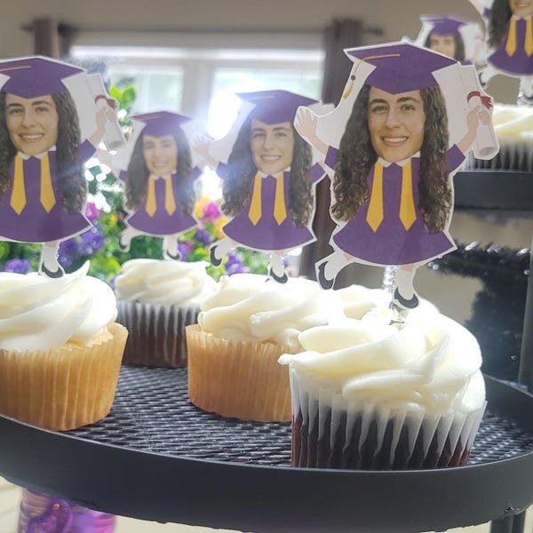 Printable Graduation Coloring Placemat, Graduation Activities for Kids ...