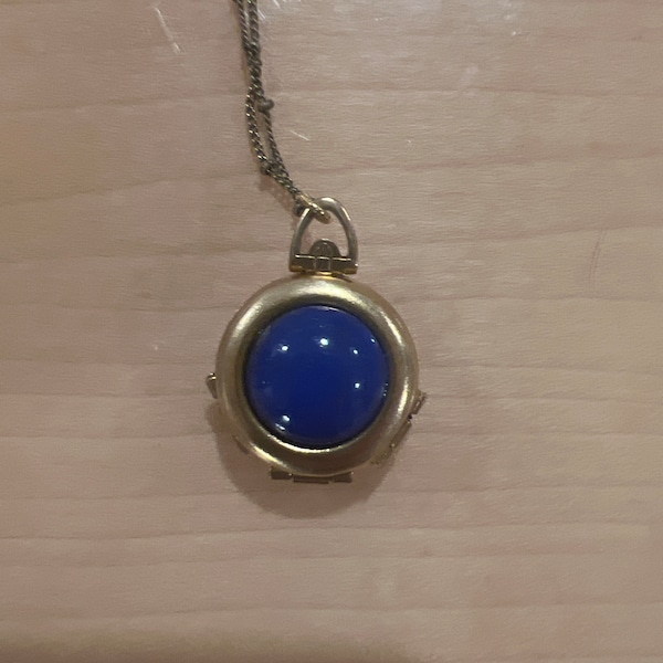 Incredible Four-way Locket Malachite Necklace Family Album Lockets ...