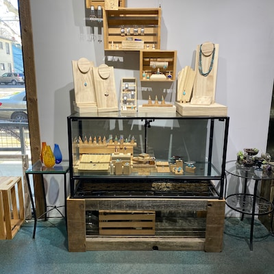 Light Weight Wood Display Set - Etsy