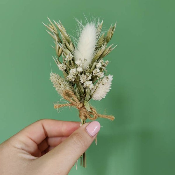 Dried Flower Gypsophila Buttonhole Set | Boutonnière. | Natural Wedding ...