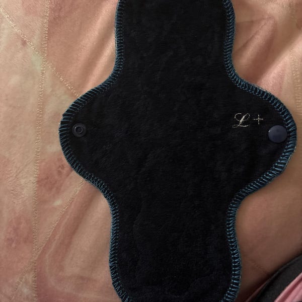17 Heavy Wide Flare Cloth Pad,plain Colors, Gusher or Non Gusher ...