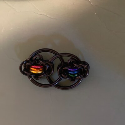 Rainbow Chainmail Fidget Spinner Sensory Tool & Toy Fidgets Black ...