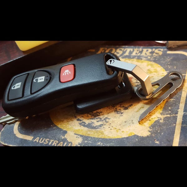 Circuit Board Necklace Geek Working PCB Board Necklace Chip Bluetooth ...