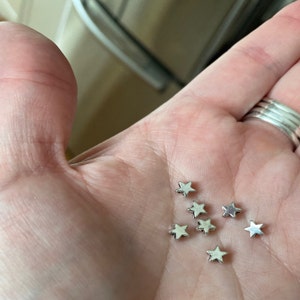 100 Very Tiny Star Beads, Smooth/plain, Shiny Silver Tone, 5mm - Etsy