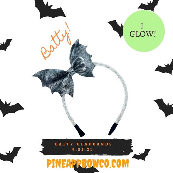 Classic Bat Pinch Hair Bow SVG | Halloween Bow Template | Bat Wings Bow ...