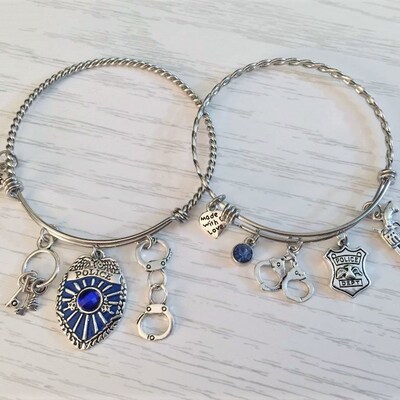 BULK 20 Tiny Key Ring Silver Tone Charms SC6552 - Etsy