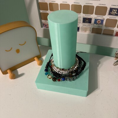 RING HOLDER Medium Ring Display Modern 3D Printed Jewelry Display Ring ...