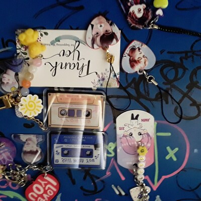 Lucky Cat Phone Charm - Etsy