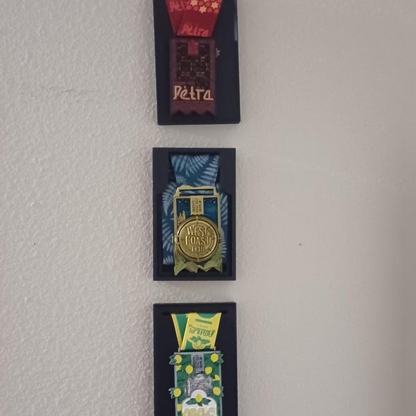 Medal Display Frame | Conqueror Challenge Medals | Wall Display for ...