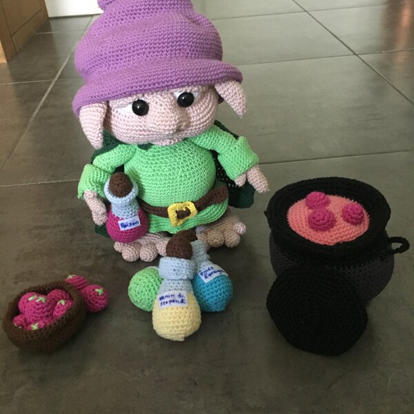 Poison Dwarf - Amigurumi Crochet Pattern From Dinegurumi - Direct ...