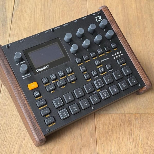 Intellijel Cascadia Custom Stand With Wrist Pad Rack Solid Walnut Wood ...