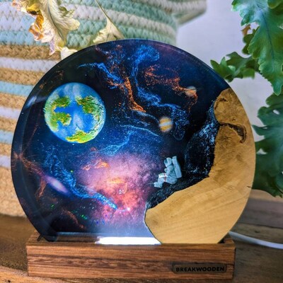 INTERSTELLAR EPOXY LAMP, Space Galaxy Resin and Wood Night Light ...