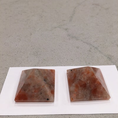 SUNSTONE Natural Medium Gemstone Crystal Pyramid 27-30mm - Etsy