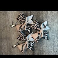 Team Cheer Bow Keychains Mini Bow Keychain to Match Your Team Bow - Etsy