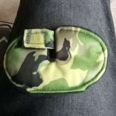 Beige Cath Clips for Securing Catheter, Feeding Tubes, Central Lines ...