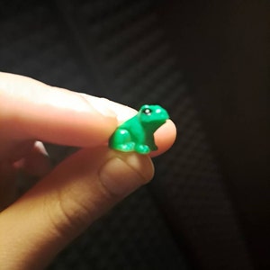 Miniature Robot Toy 3cm Mini Robot Plastic Figurine Dollhouse Miniature ...