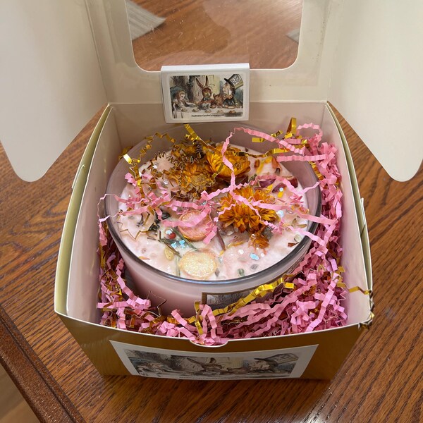 Handcrafted, Alice in Wonderland Through the Looking-glass, Key Charm ...